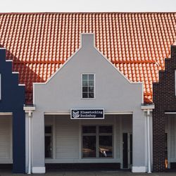 The Bluestocking Bookshop, Holland, Michigan - Biblio