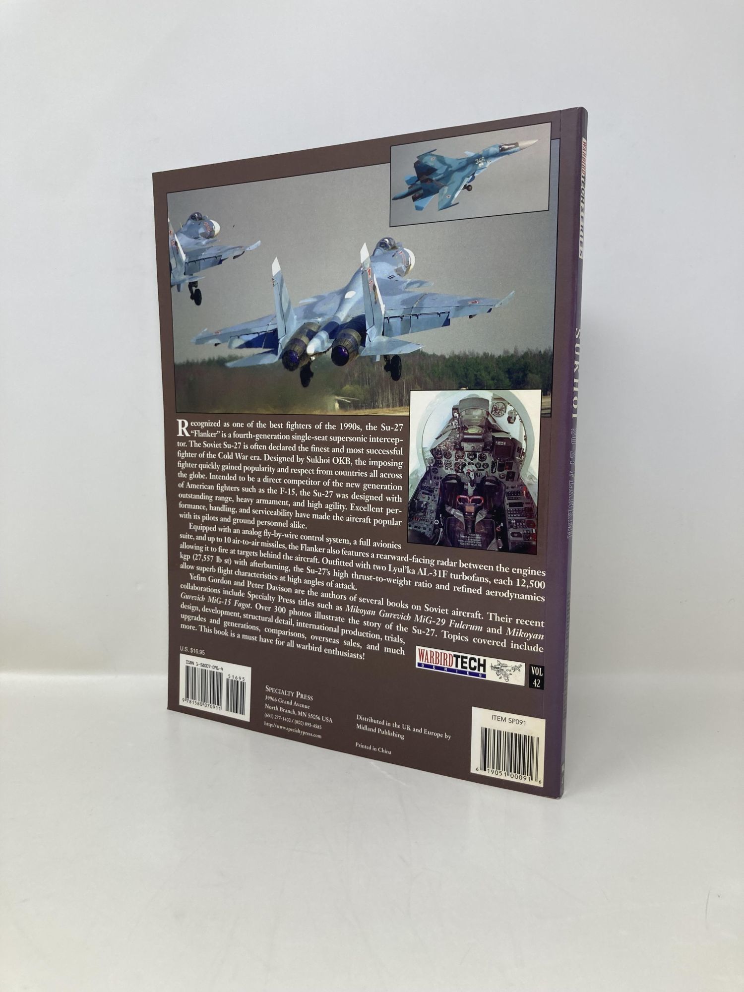 Sukhoi Su-27 Flanker - Warbird Tech Vol. 42 by Gordon, Yefim,Davison ...