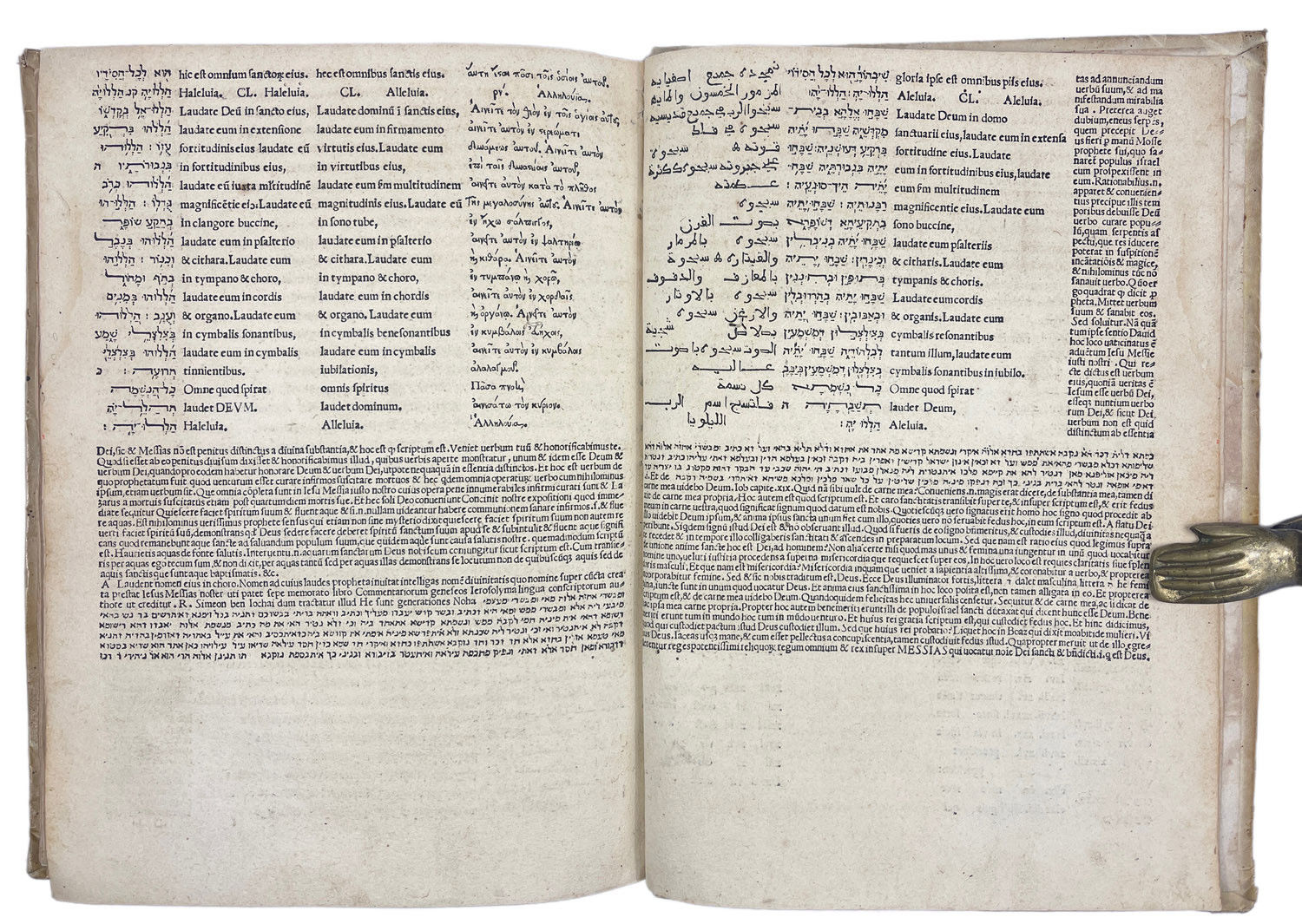 Psalterium, hebraeum, graecum, arabicum, & chaldeum, cum tribus latinis ...