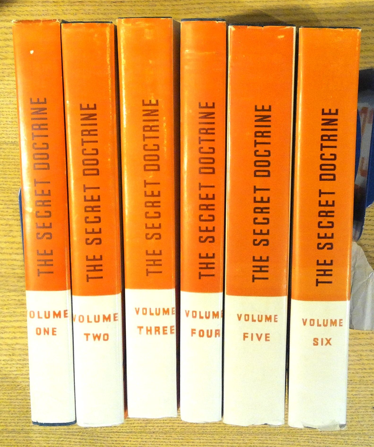 The Secret Doctrine: The Synthesis of Science, Religion and Philosophy (Six Volume Set) The ...