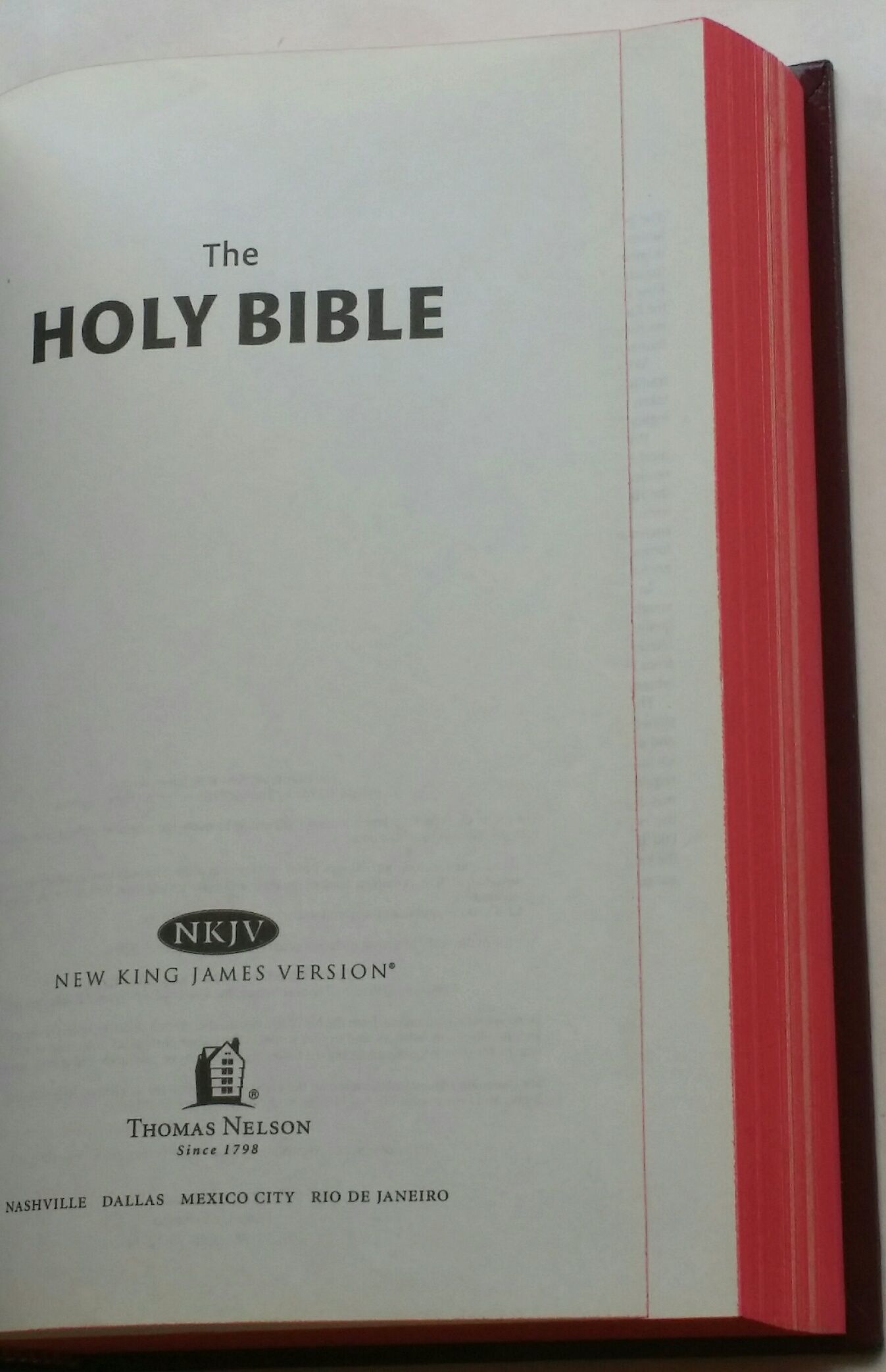 Pew Bible by Thomas Nelson | Hardcover | March 1, 1982 | Thomas Nelson ...