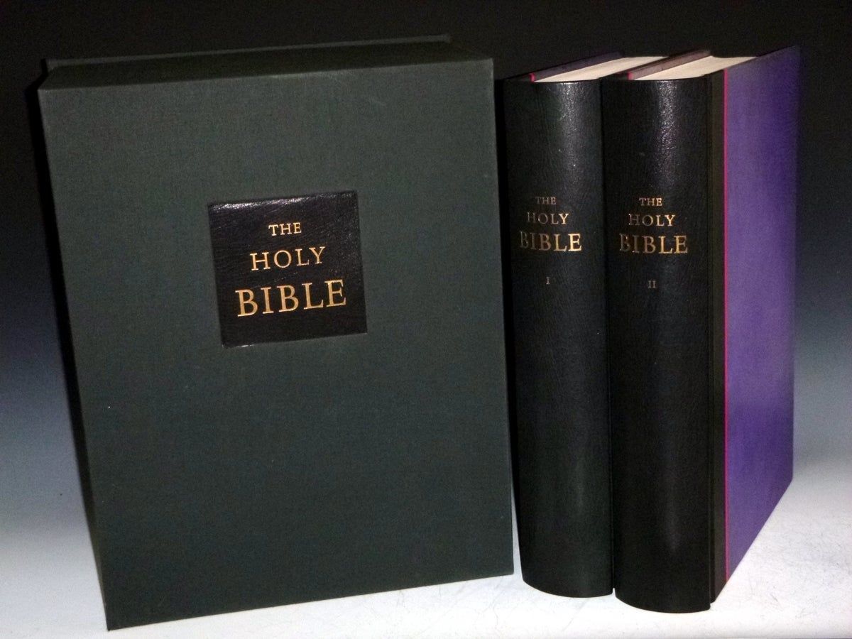 The Holy Bible in the New Revised Standard Version, A Lectern Edition ...