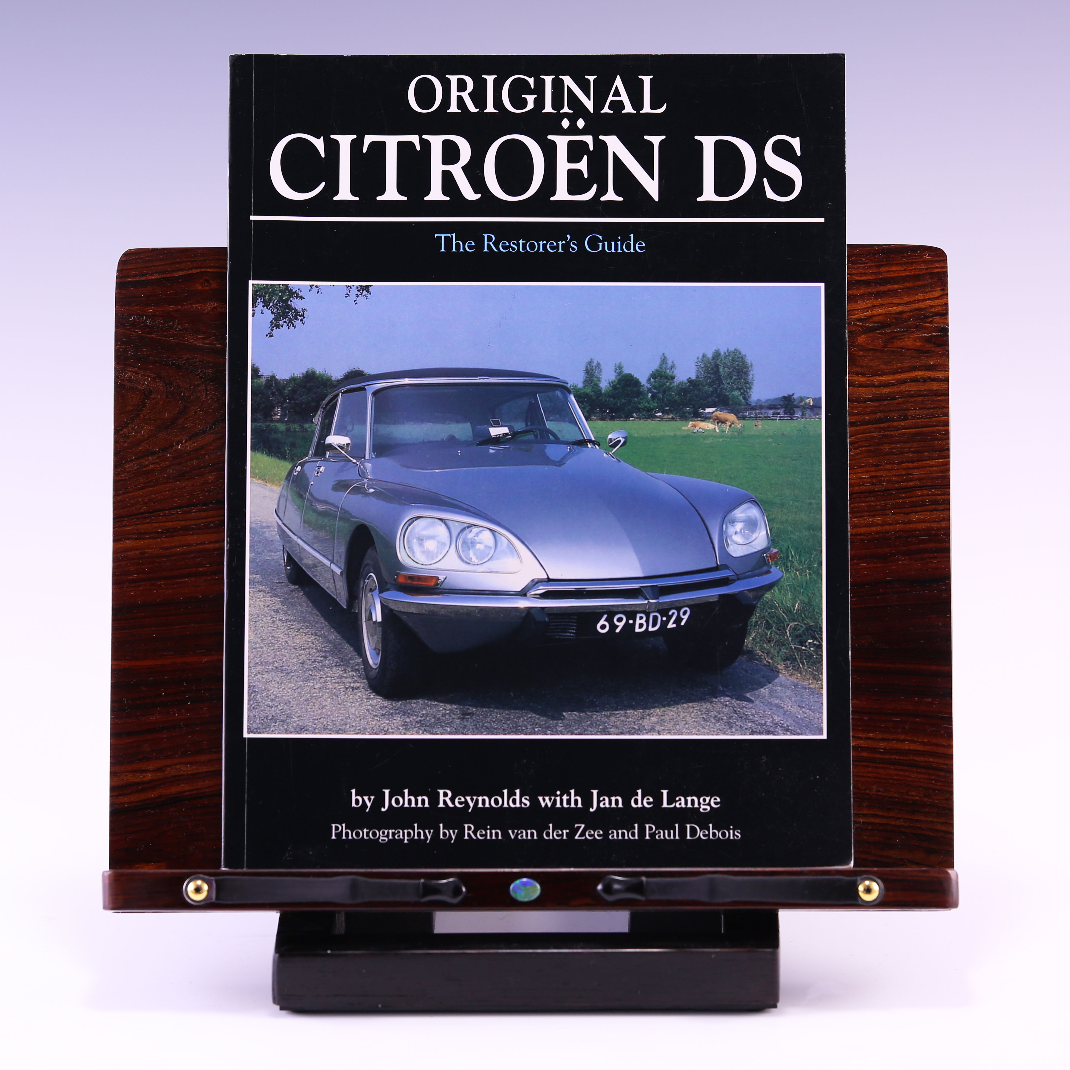 Original Citroen DS: The Restorer's Guide (Original Series) by John ...