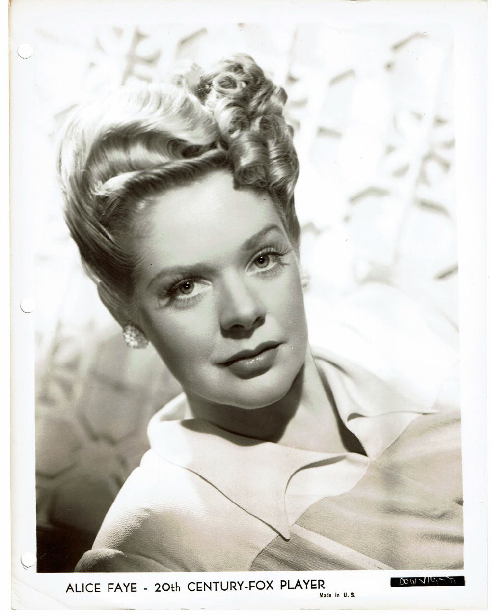 Faye Fox's Instagram, Twitter & Facebook on IDCrawl