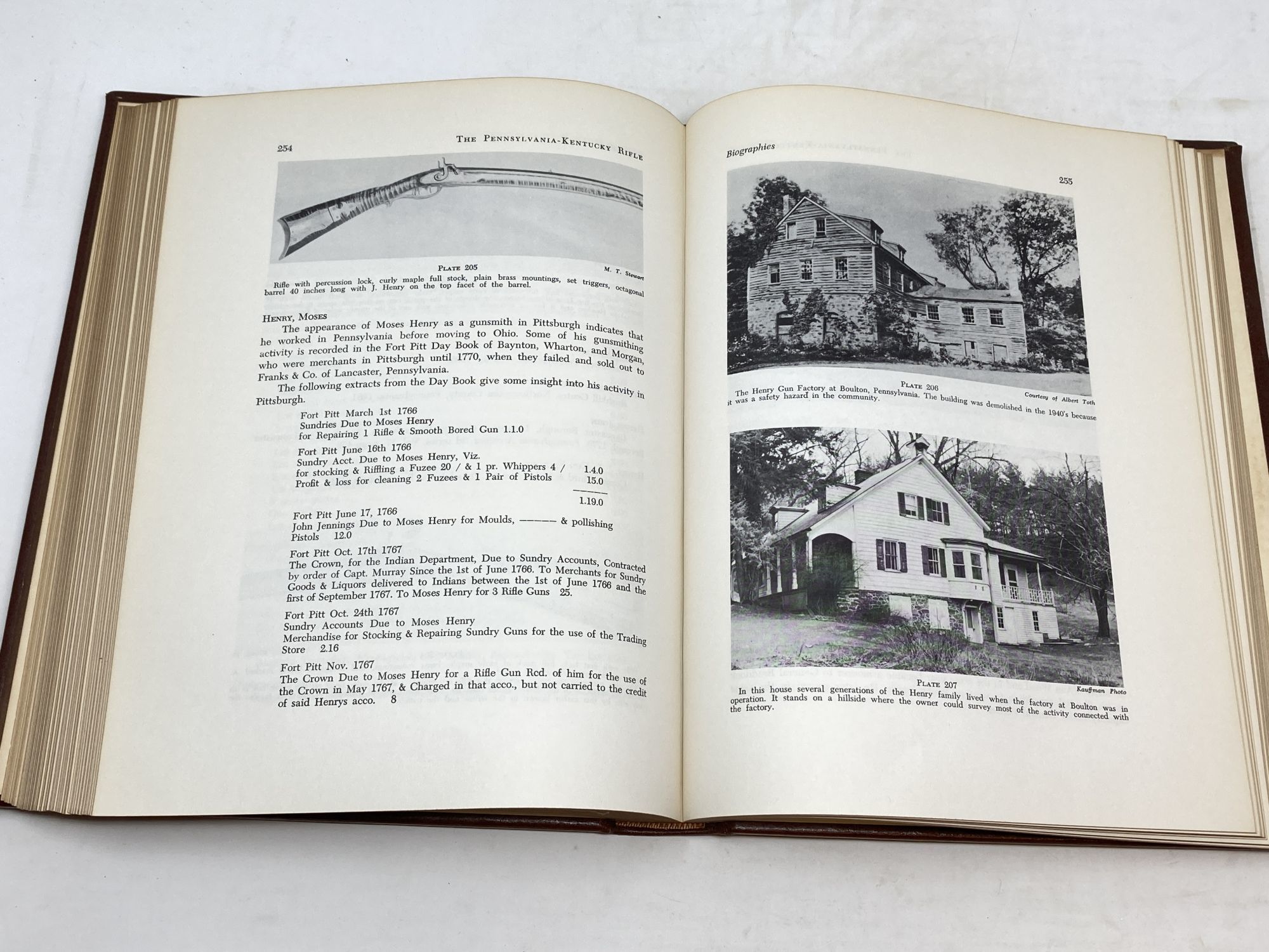 BIBLIO | THE PENNSYLVANIA KENTUCKY RIFLE (SIGNED) by Kauffman, Henry J ...