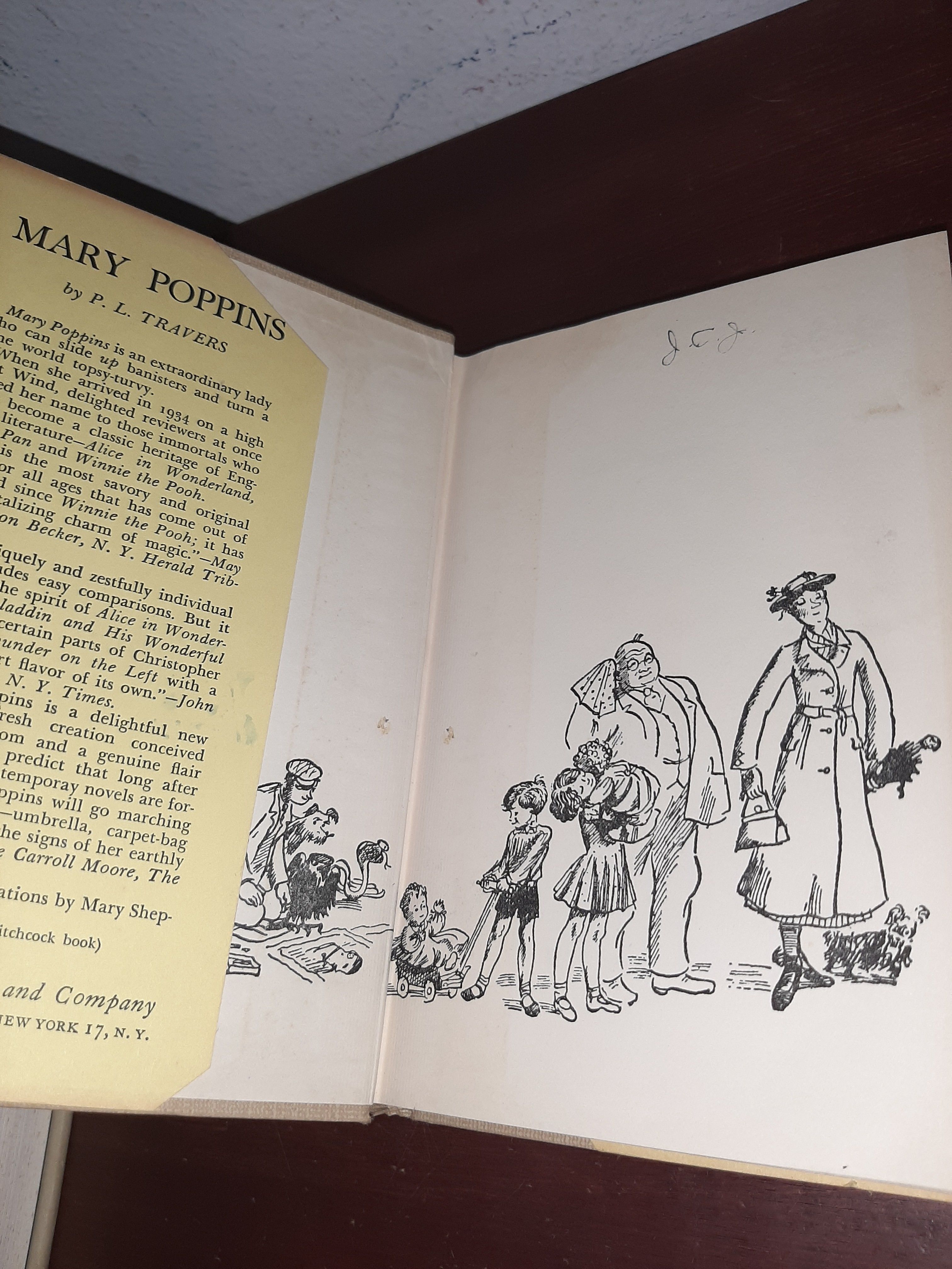 Mary Poppins by P.L. Travers | 1934 | Harcourt Brace & Company | Biblio