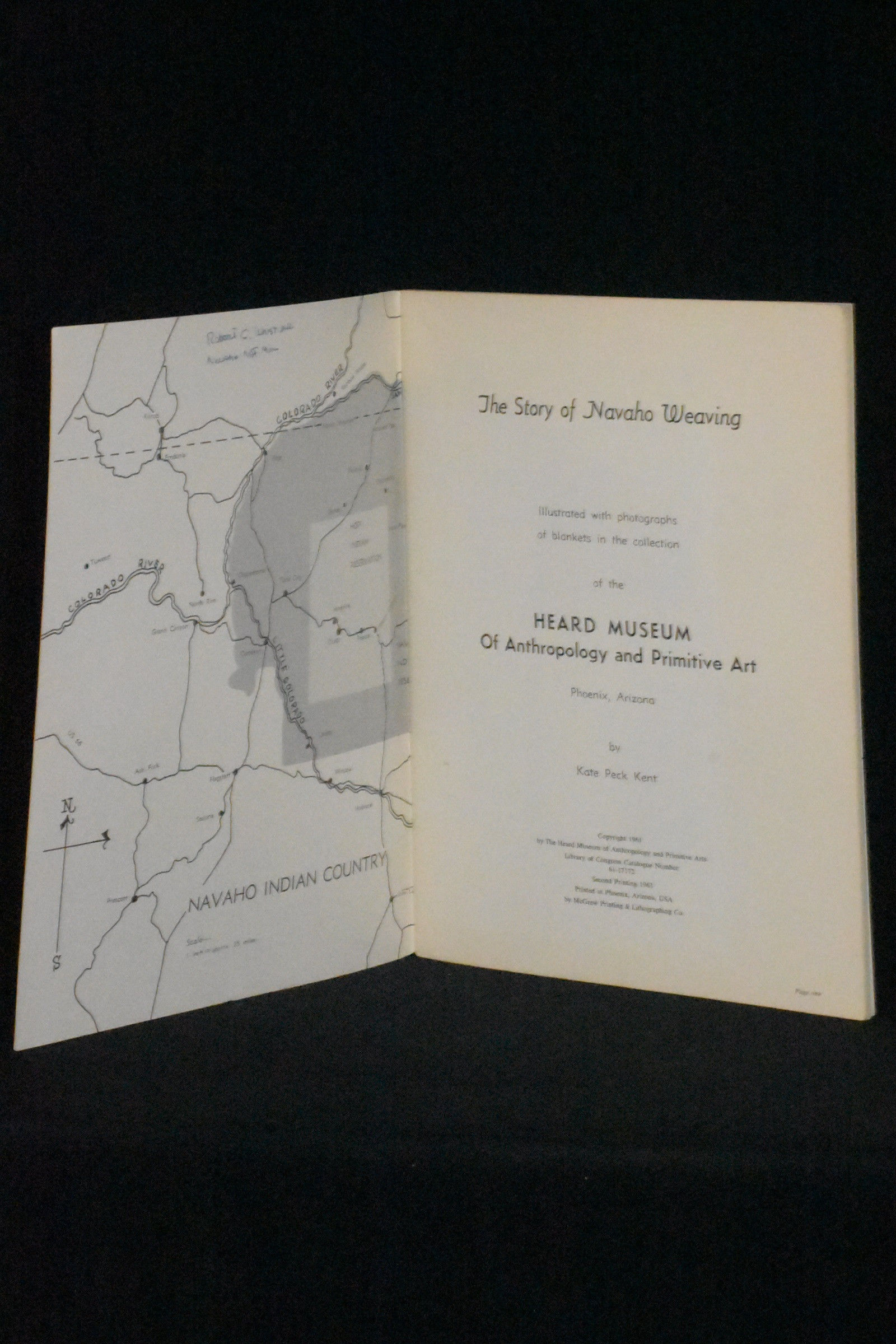 The Story of Navaho Weaving by Kate Peck Kent | Soft cover | 1963 ...