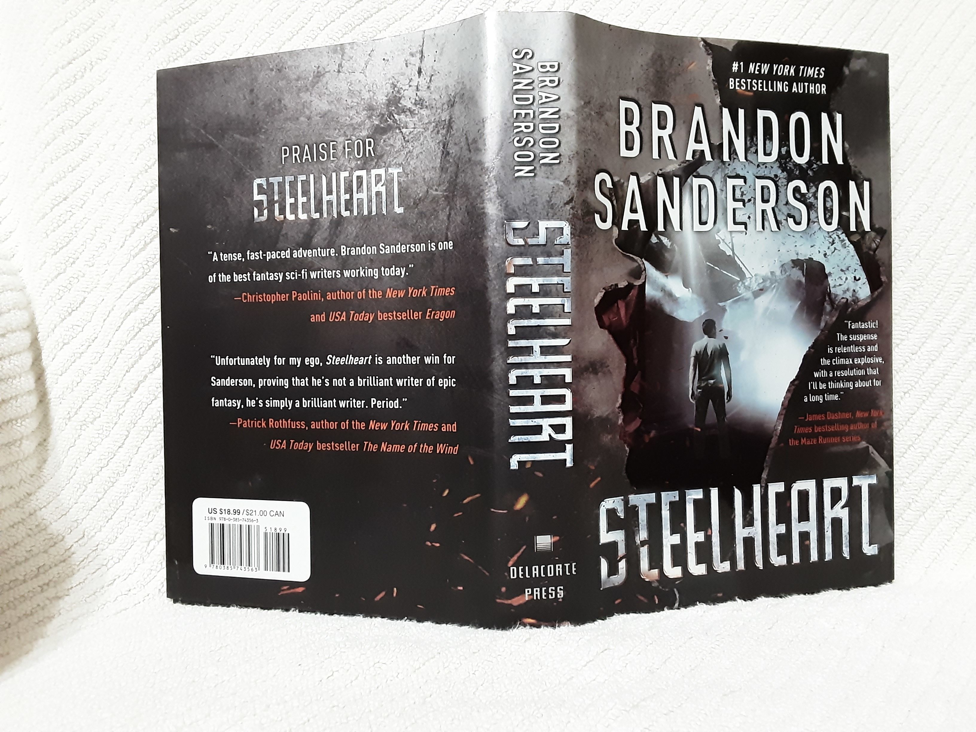 Steelheart Book Cover