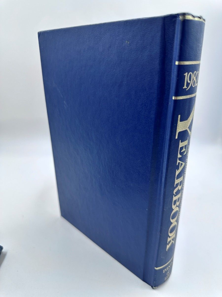 Funk & Wagnalls New Encyclopedia 1982 1982 Yearbook by Halasz, Robert ...