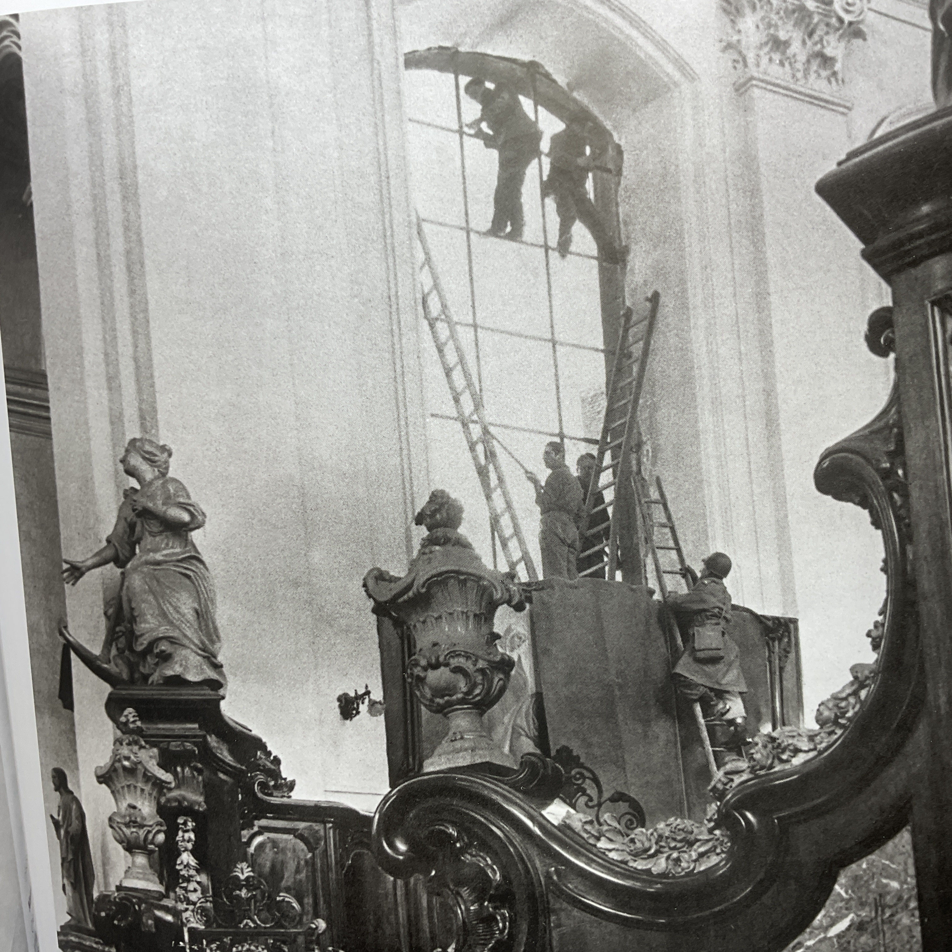 Rescuing Da Vinci Hitler and the Nazis Stole Europe's Great Art ...