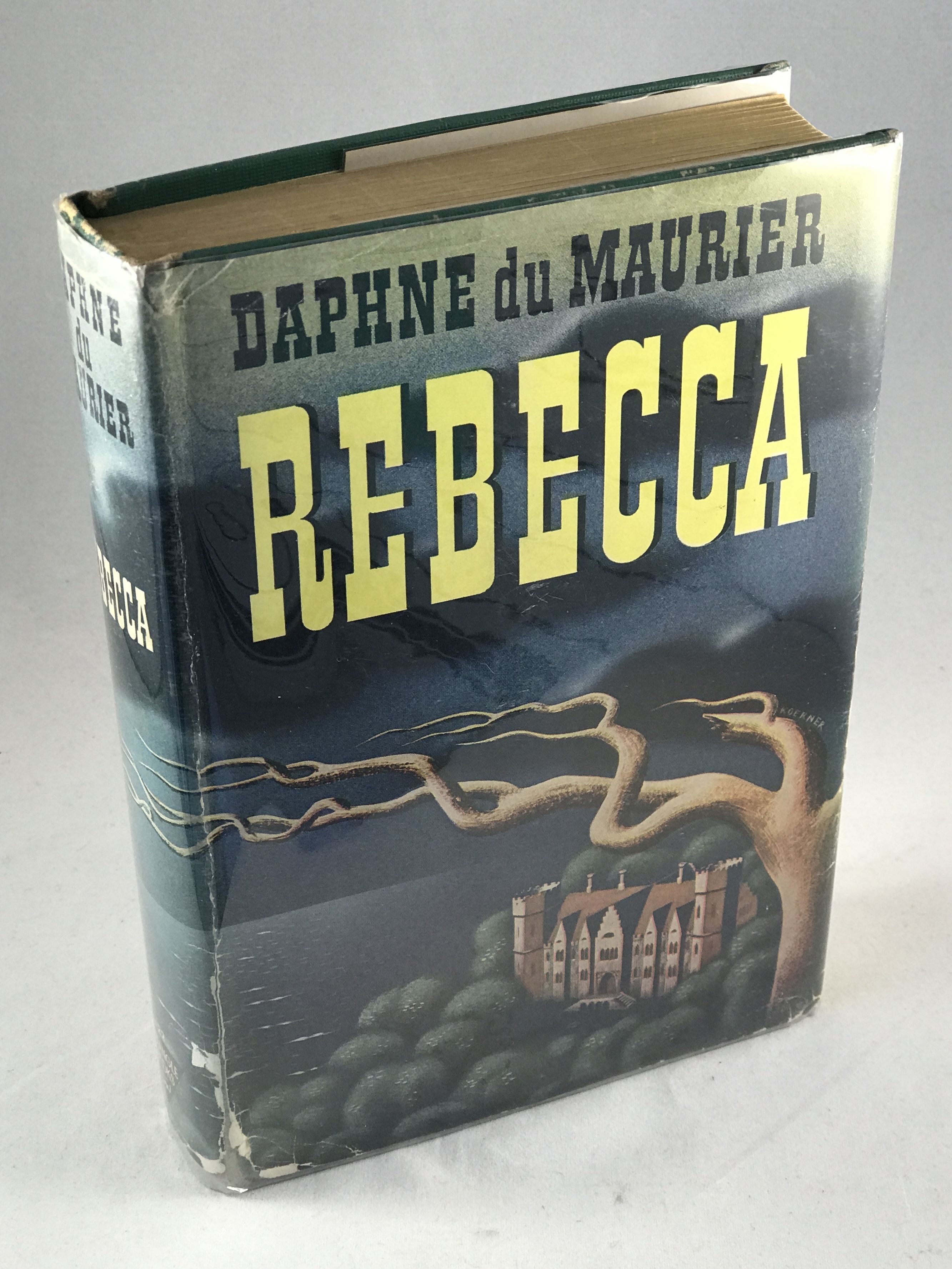 Rebecca Daphne Du Maurier Book Cover