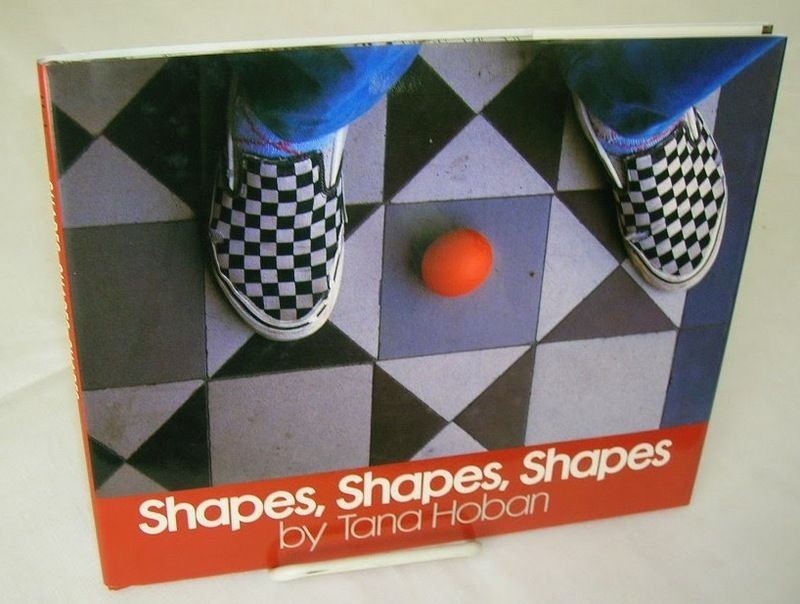 BIBLIO | SHAPES, SHAPES, SHAPES. by Hoban, Tana | Hardcover | 1986-05 ...