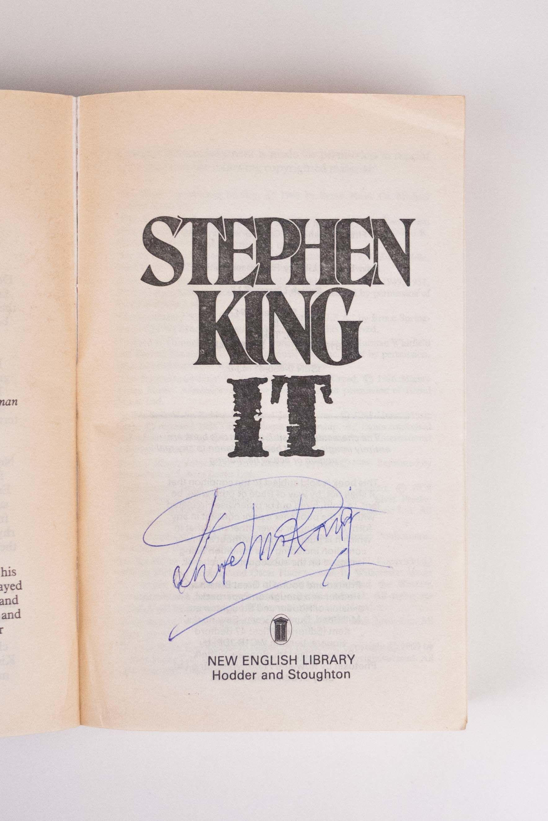 BIBLIO | It by KING, Stephen | Paperback | 1987 | New English Library ...