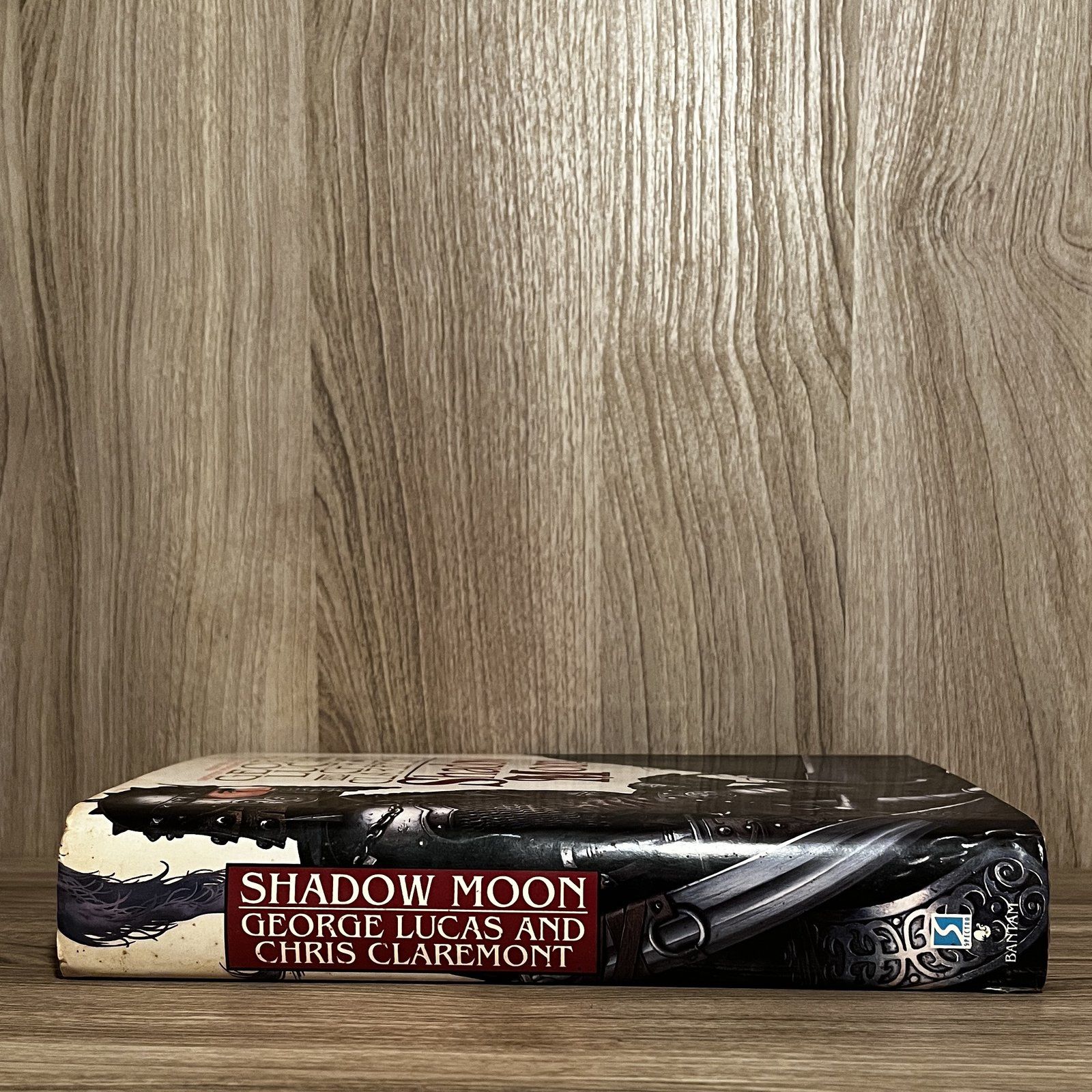 Shadow Moon. First in the Chronicles of the Shadow War by George Lucas ...