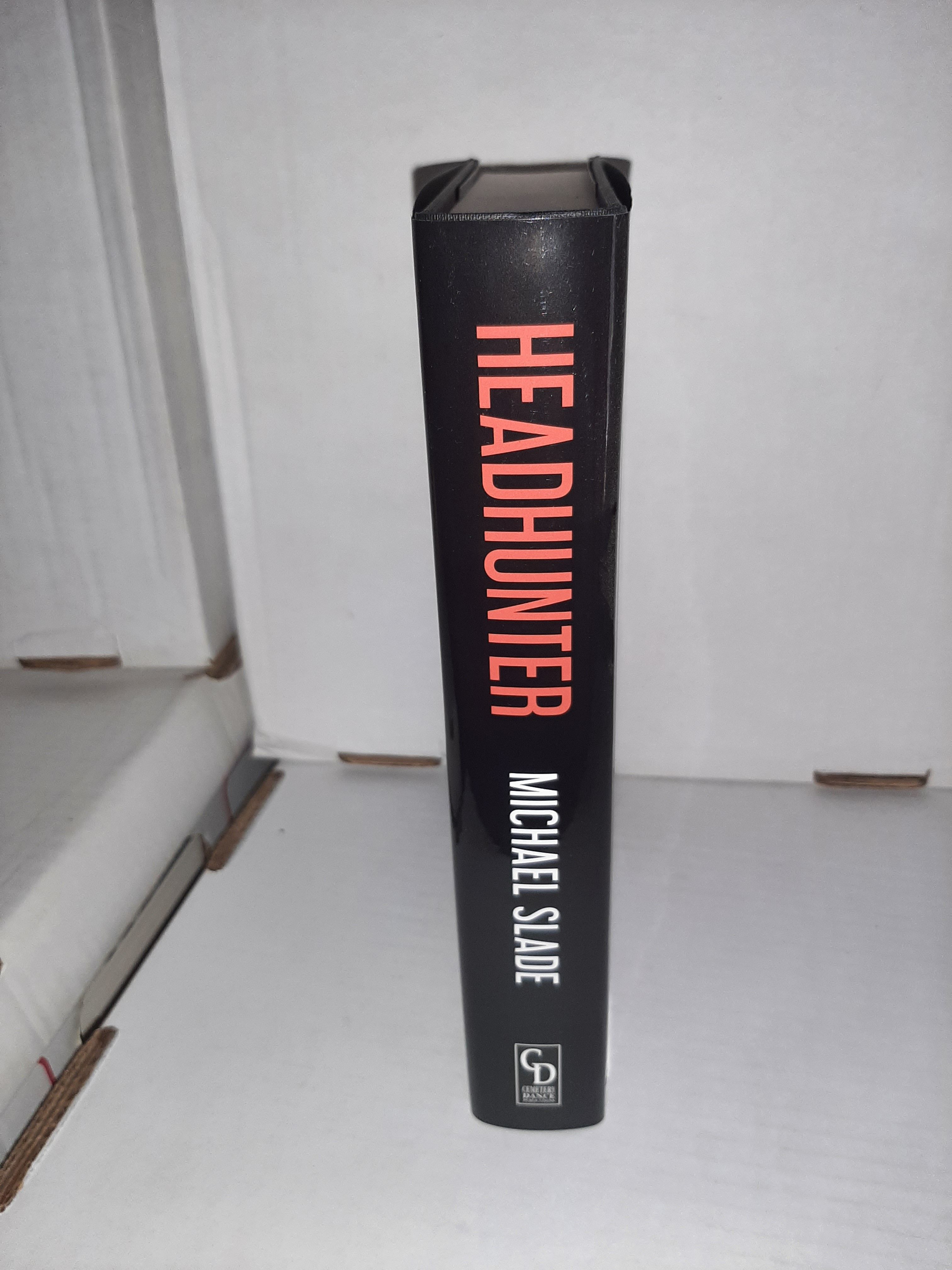 Headhunter by Michael Slade | Cemetery Dance | Biblio