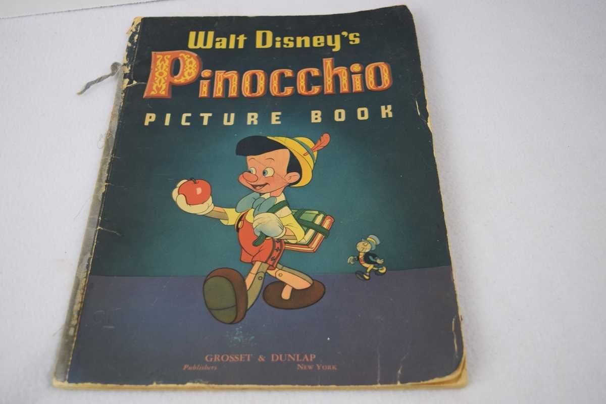 Pinocchio Walt Disney Book