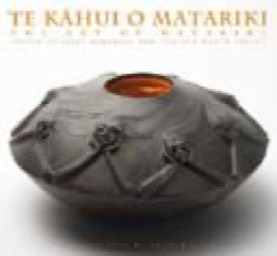 Te kahui o matariki. Contemporary Maori art of matariki. by Hakaraia ...
