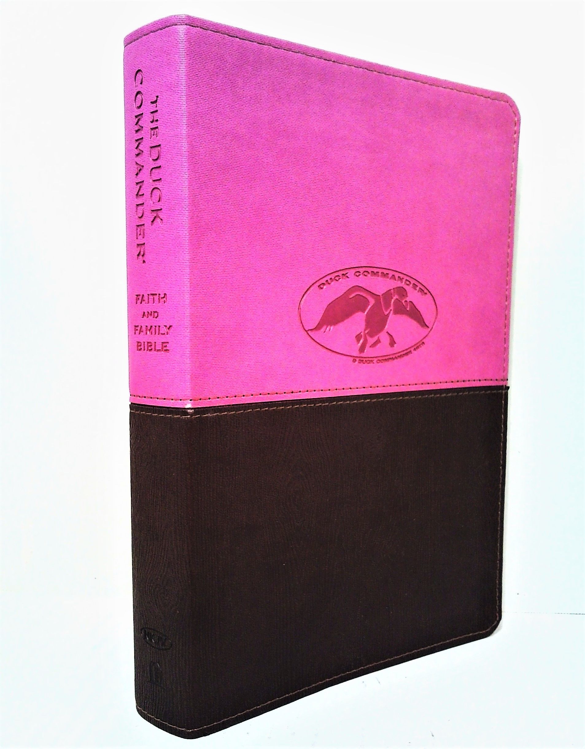 Duck Commander Logo Pink