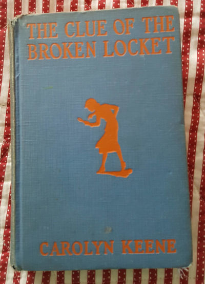 BIBLIO | The Clue of the Broken Locket by Carolyn Keene | | 1934 ...