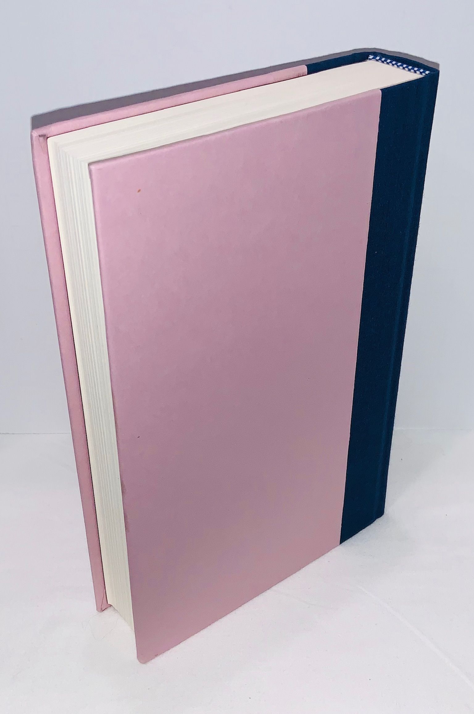 Hyperion by Dan Simmons - Signed First Edition - 1989 - from Grayshelf ...