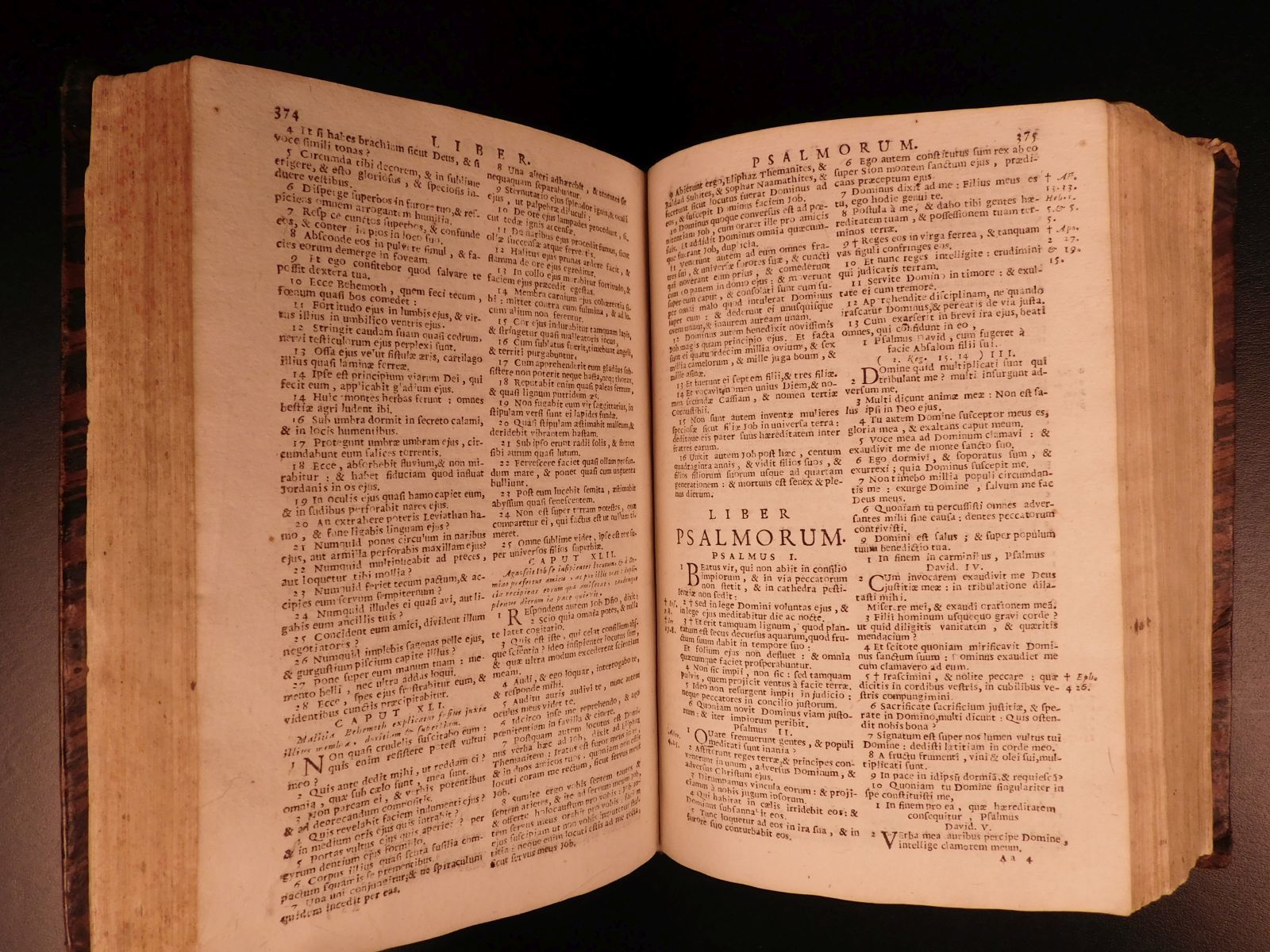 Biblia Sacra, Vulgatae ed., Sixti V. Pont. Max. jussu recognita et ...