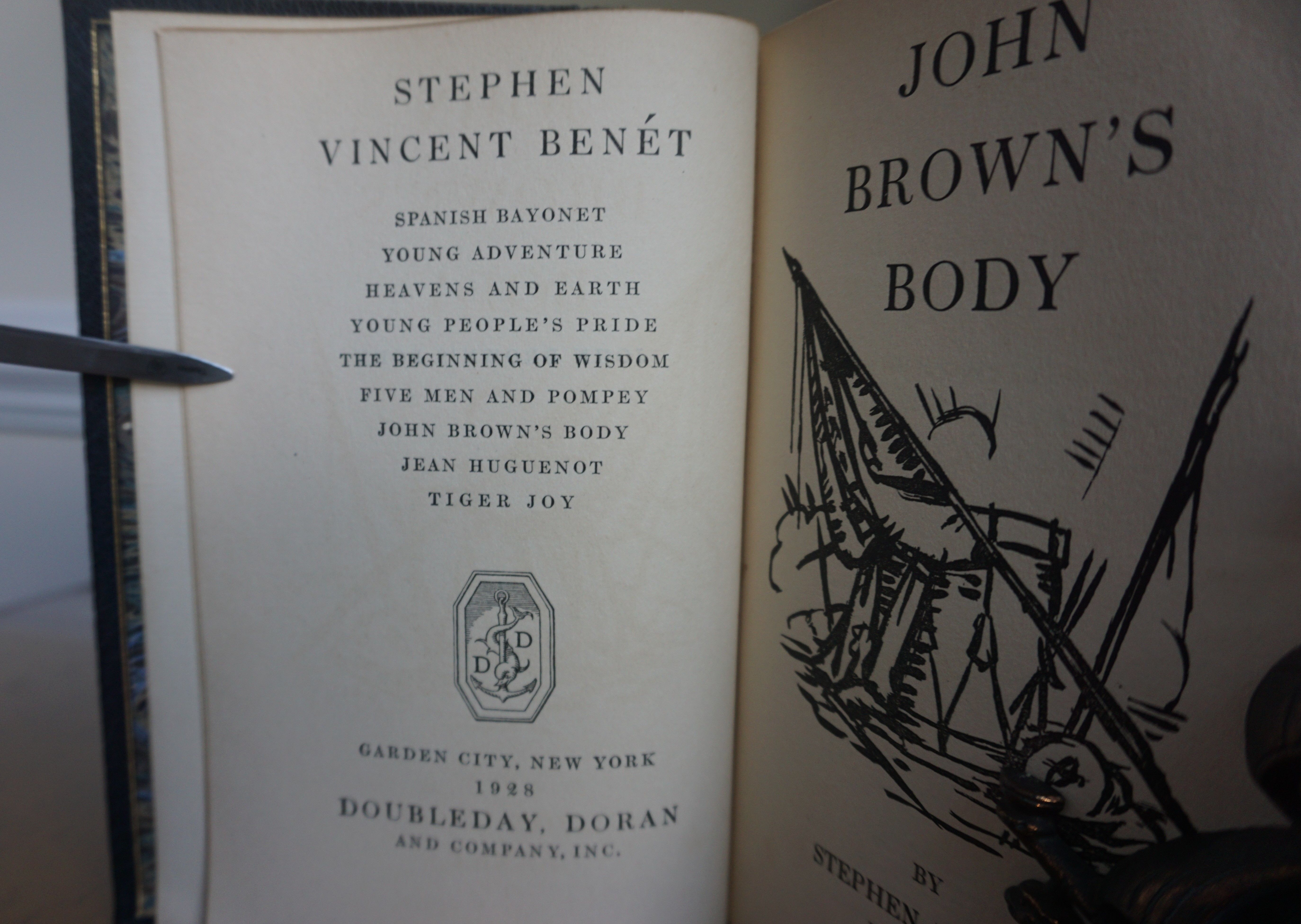 John Brown's Body by Stephen Vincent Benet - First Edition - 1928 - from EGR books (SKU: 3234)