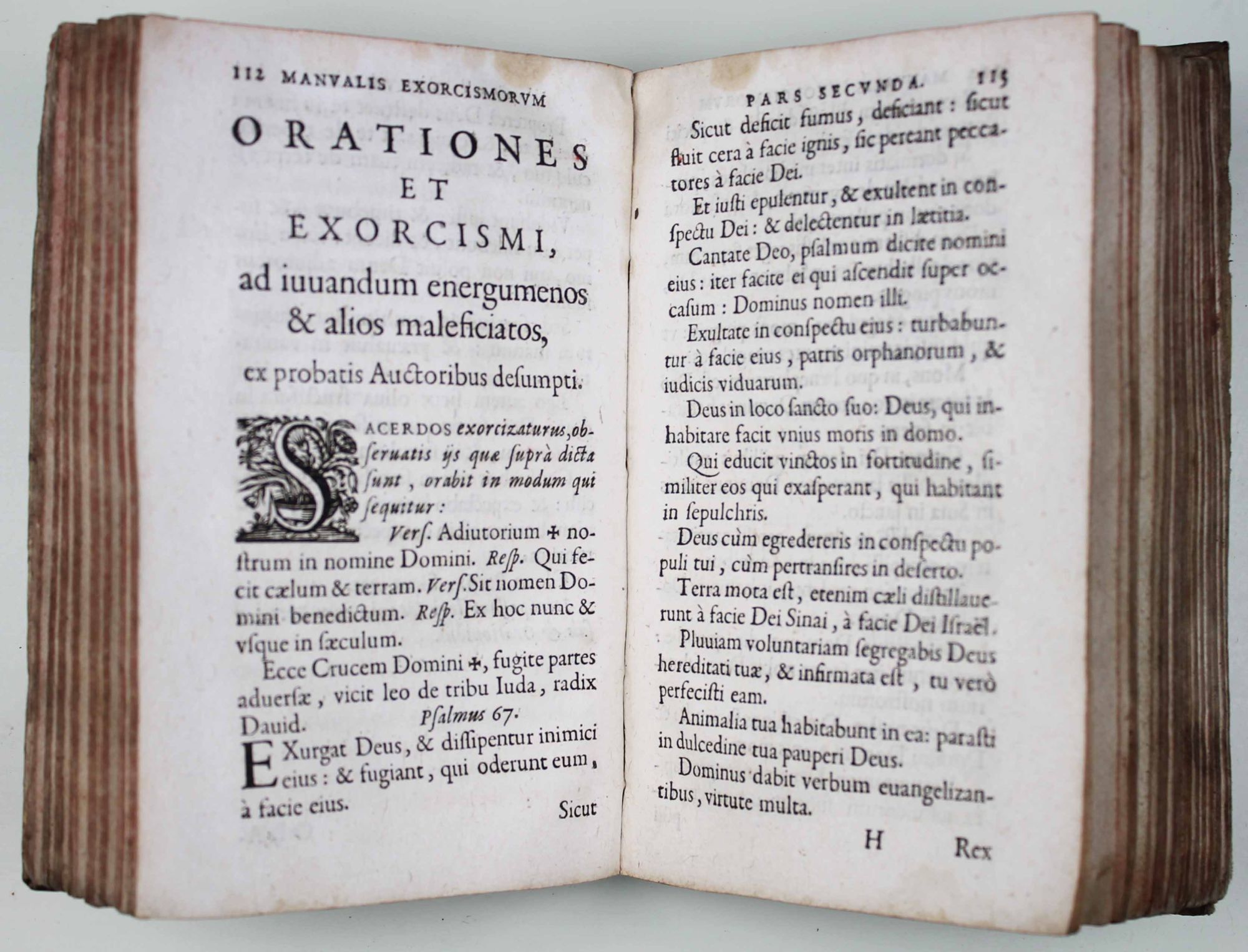 Manuale exorcismorum : continens instructiones, & exorcismos ad ...