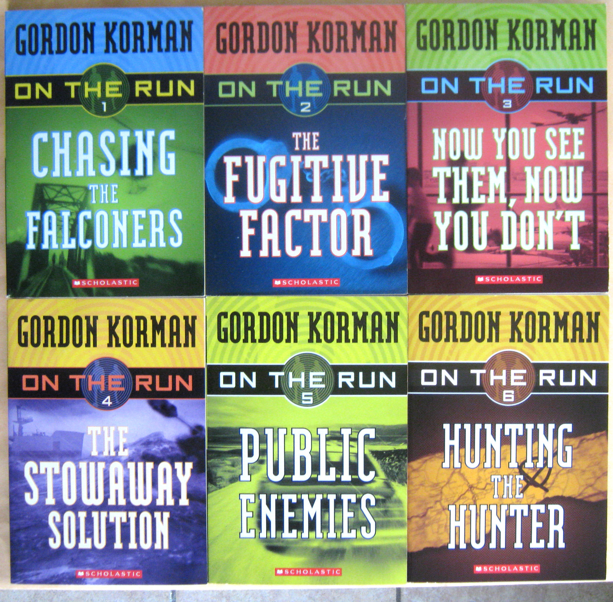 On the Run Complete Set, Books 1-6: Chasing the Falconers; The Fugitive ...