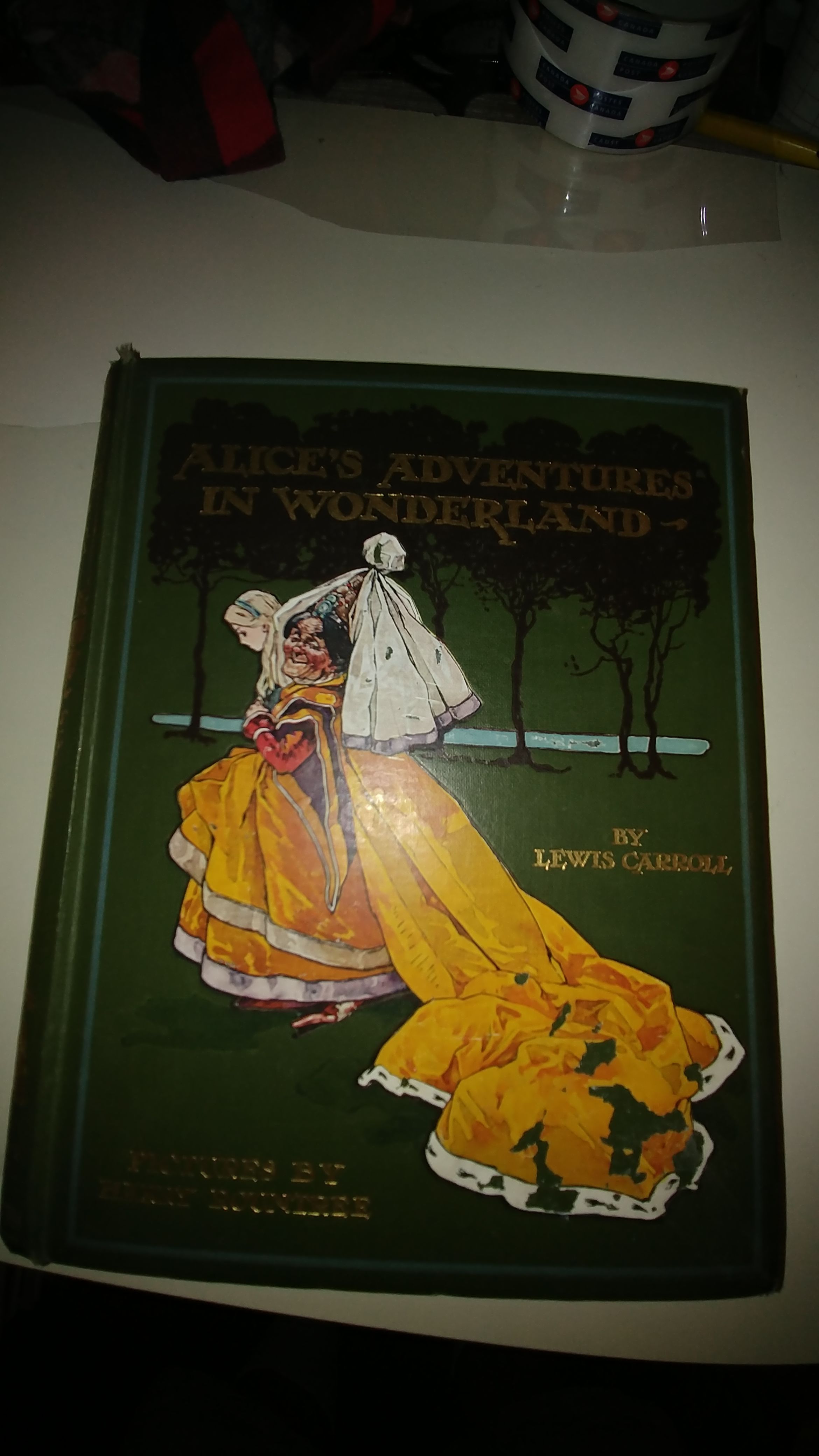 Alice's Adventures in Wonderland. With Ninety-Two Coloured ...