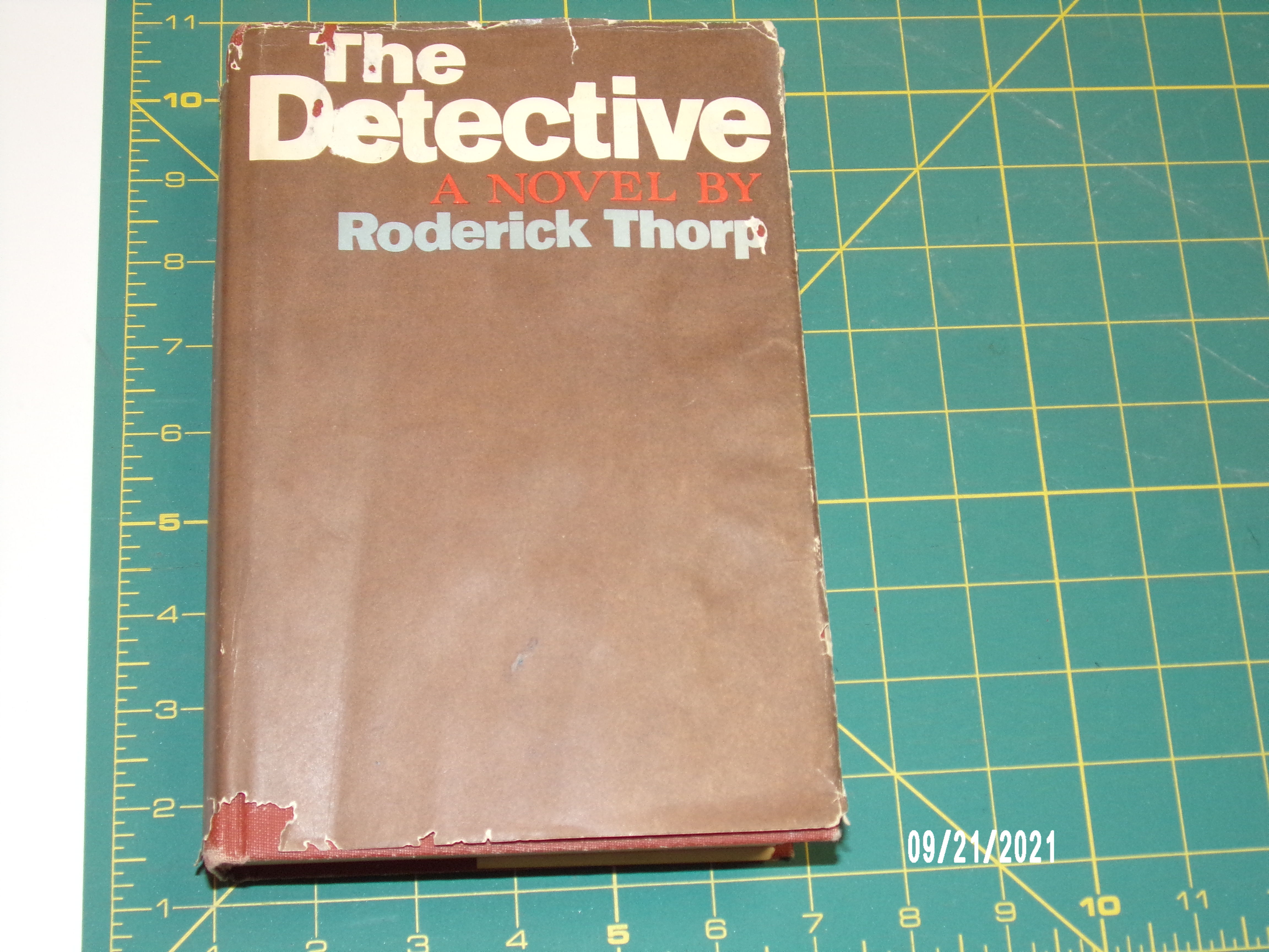 BIBLIO | The Detective by Roderick Thorp | Red cloth boards with gold ...