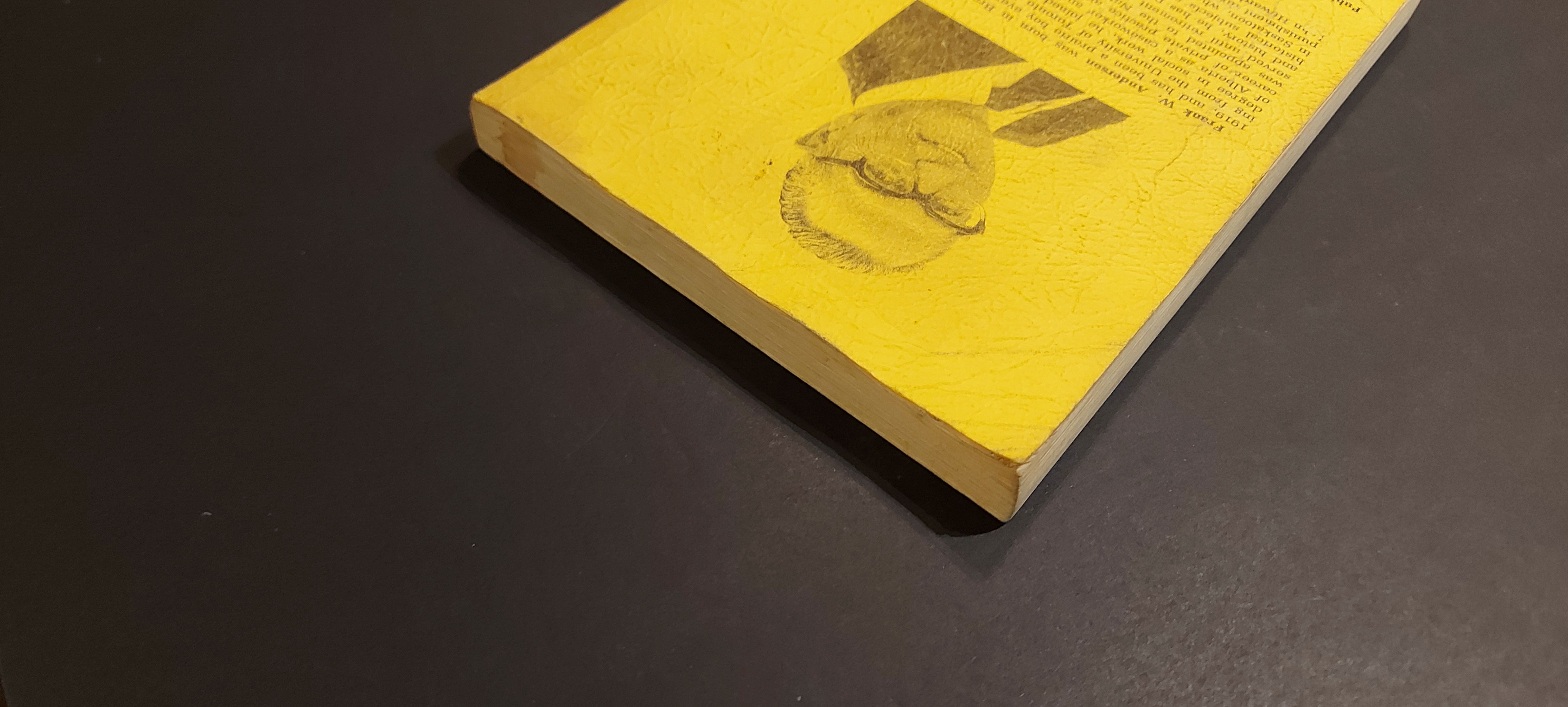 BIBLIO | Canadian Women On The Gallows by Anderson, Frank W | Soft ...