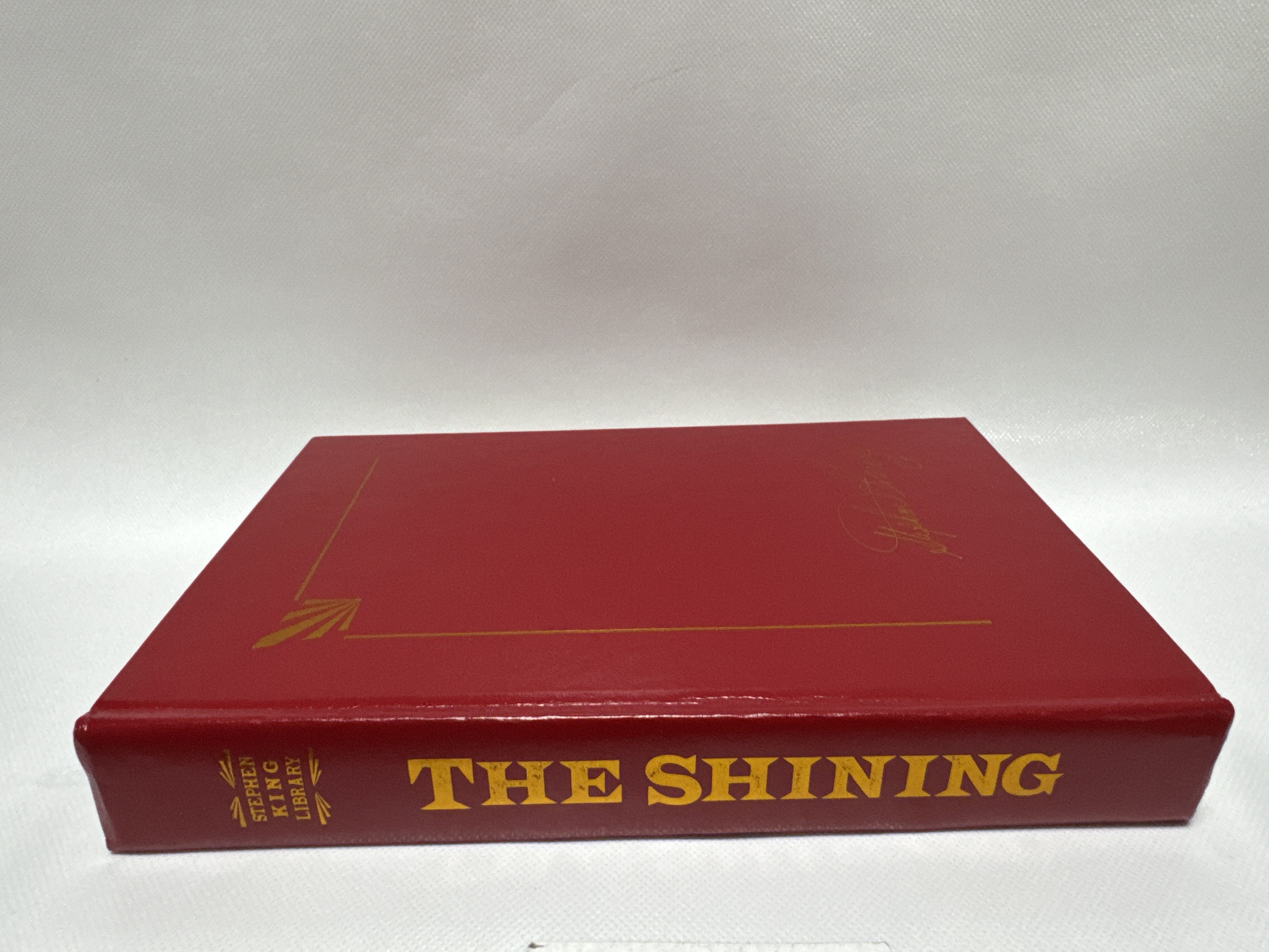 The Shining *** Stephen King Library Edition *** by Stephen King ...