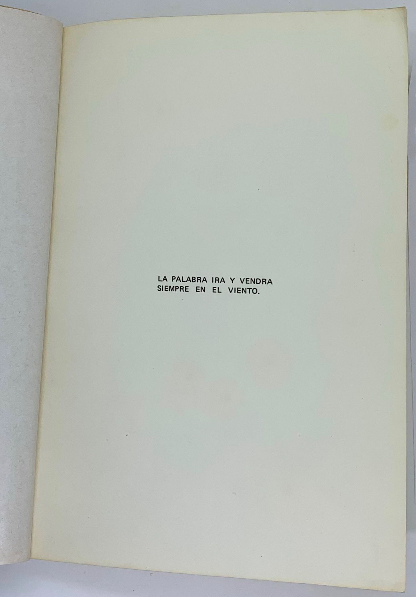 Antologia el Poeta y sus senales, Clementina Suarez by Clementina ...