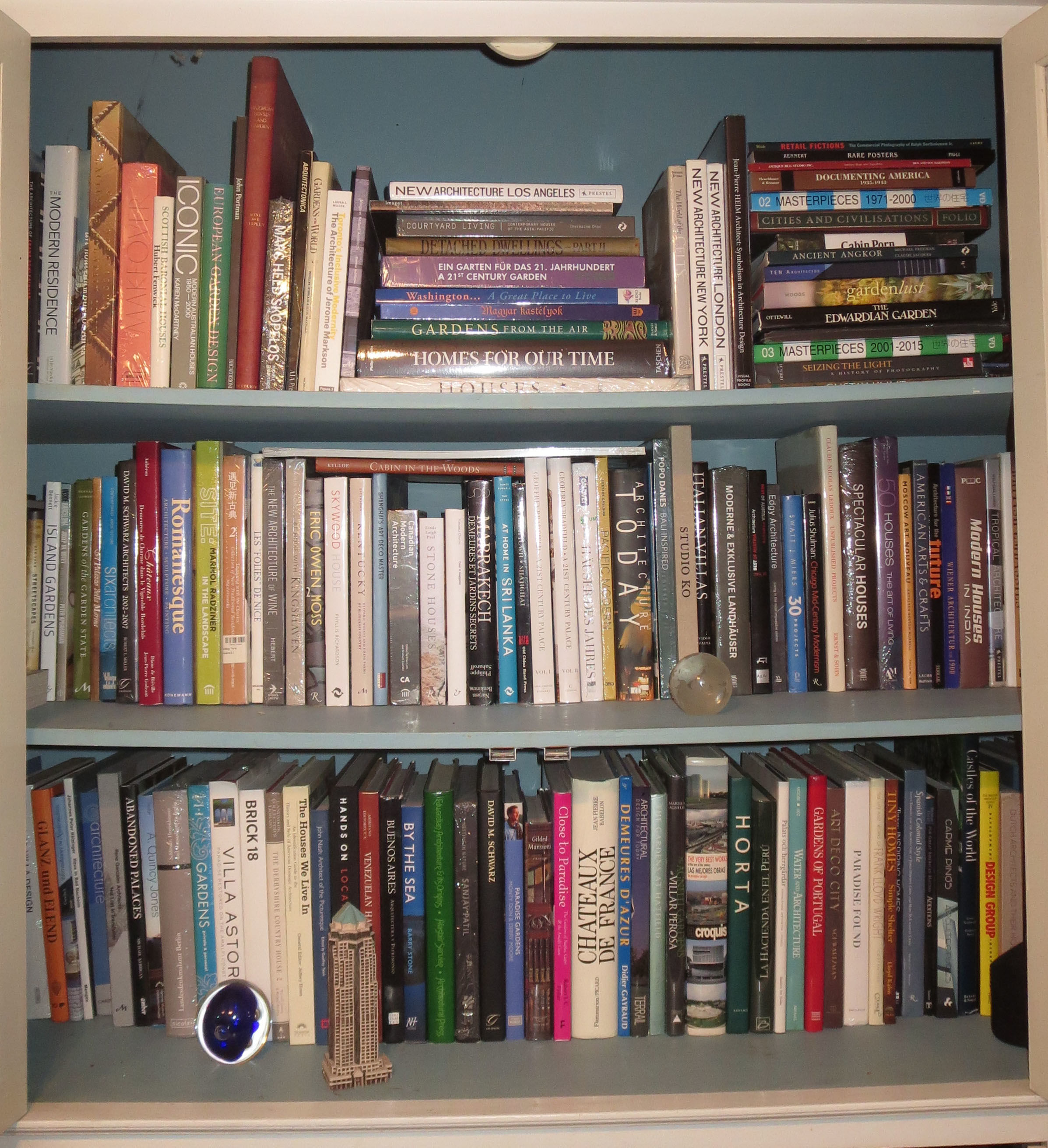 Library of 3,600+ Architectural Books by Varied | Primarily Hardcover ...