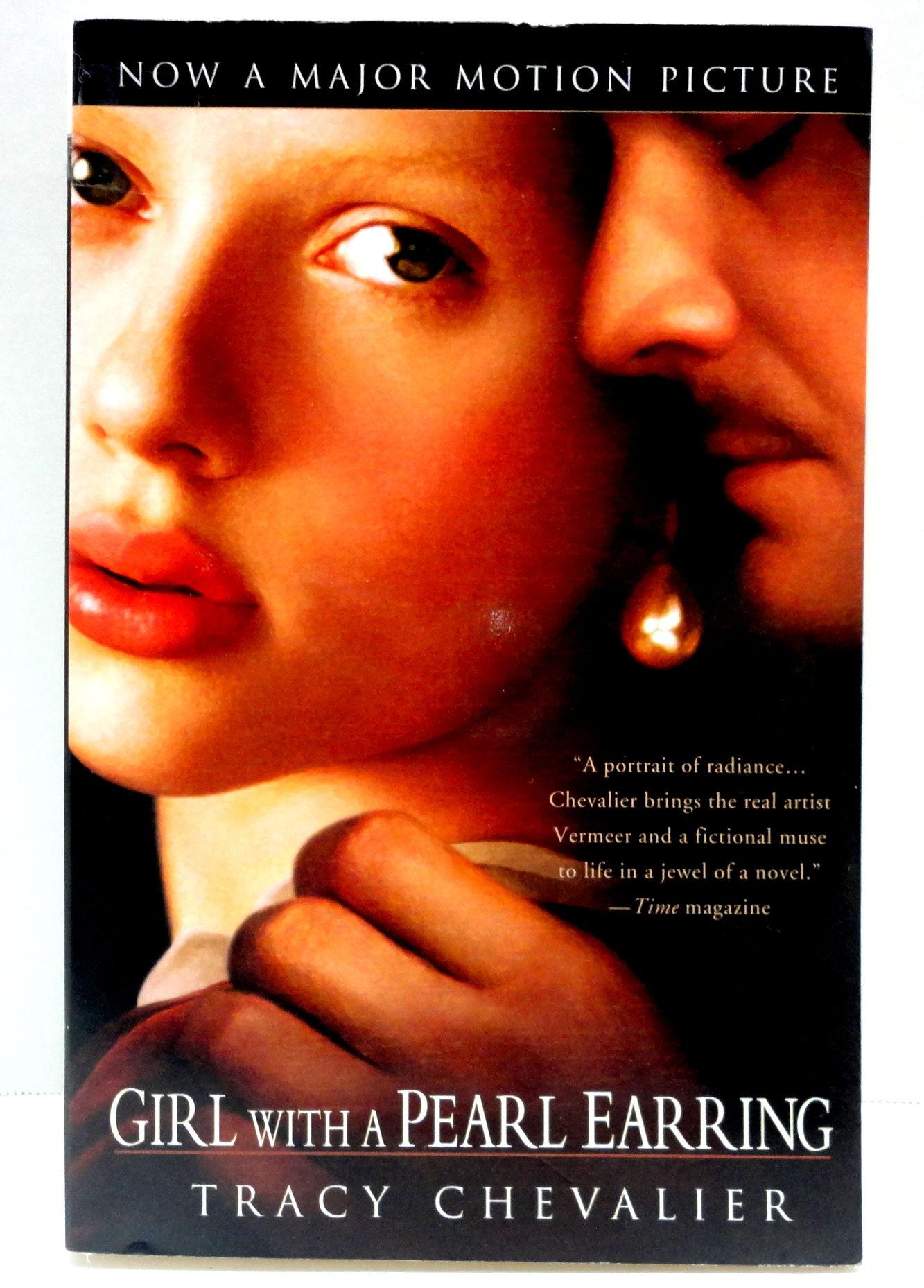 Girl With A Pearl Earring Book