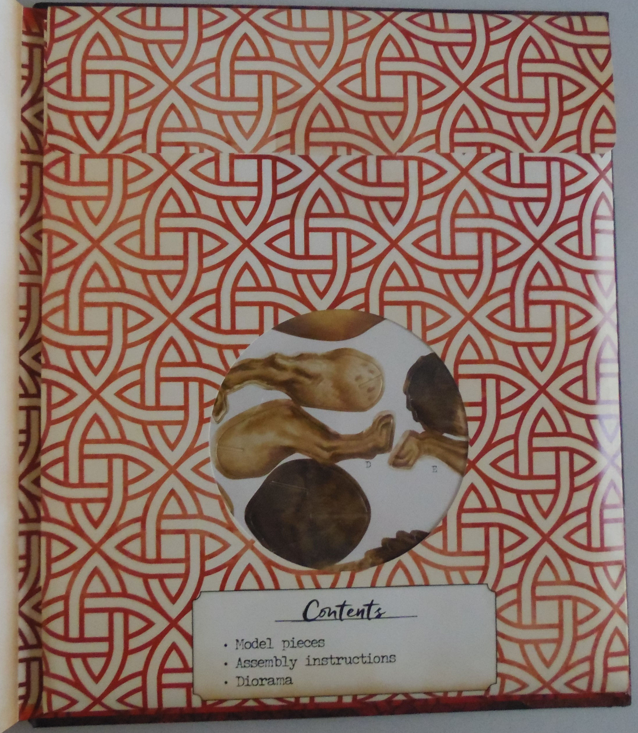 Ultimate Expeditions Mythological Beasts: Includes 67 pieces to build 8 ...