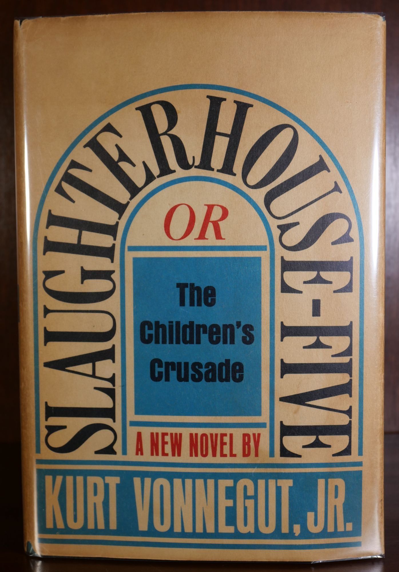 Slaughterhouse-Five SIGNED by Kurt Vonnegut | 1969 | Delacorte Press ...