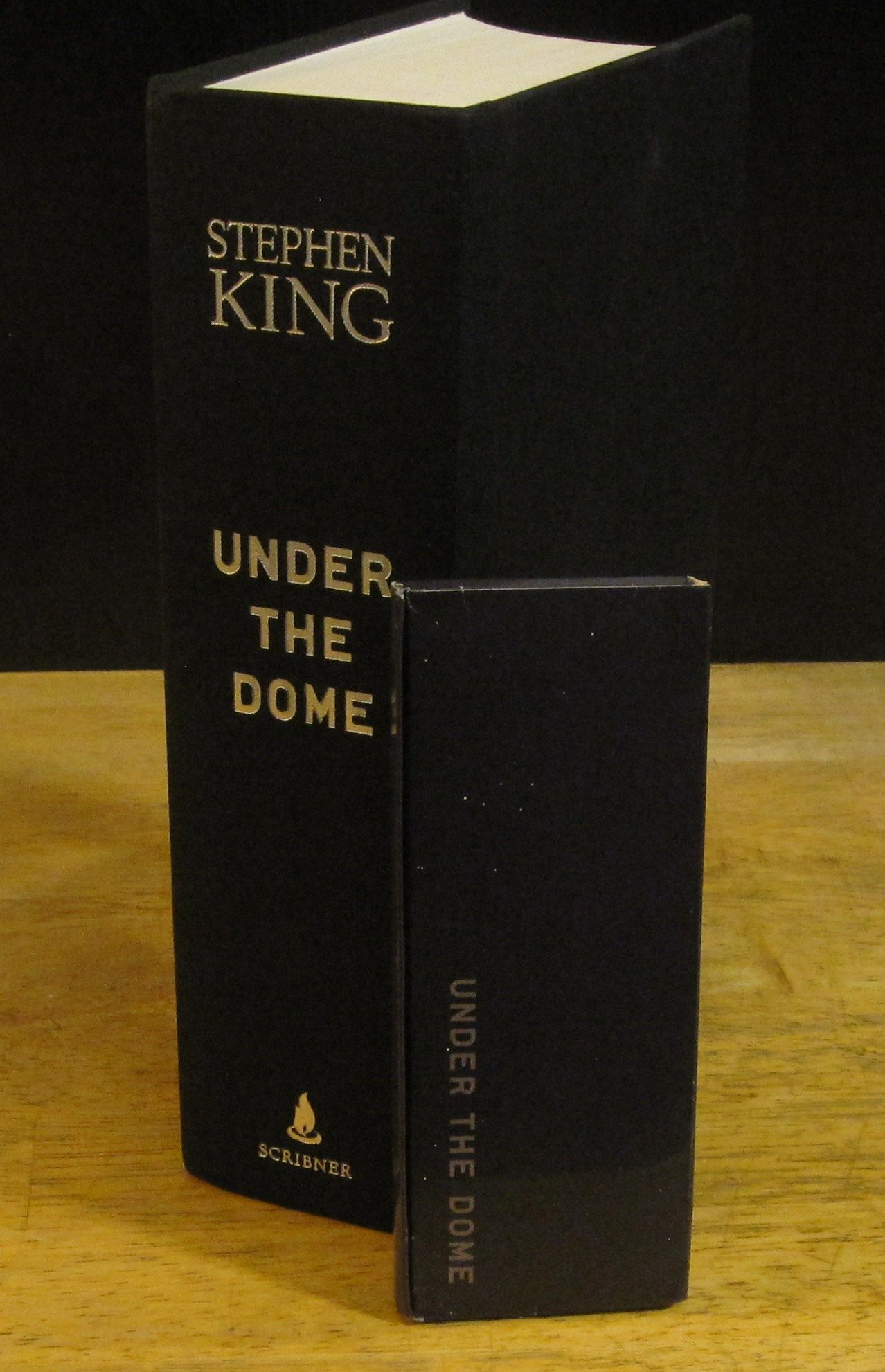 Under the Dome: A Novel [Signed Collector's Edition in Custom Dolso ...