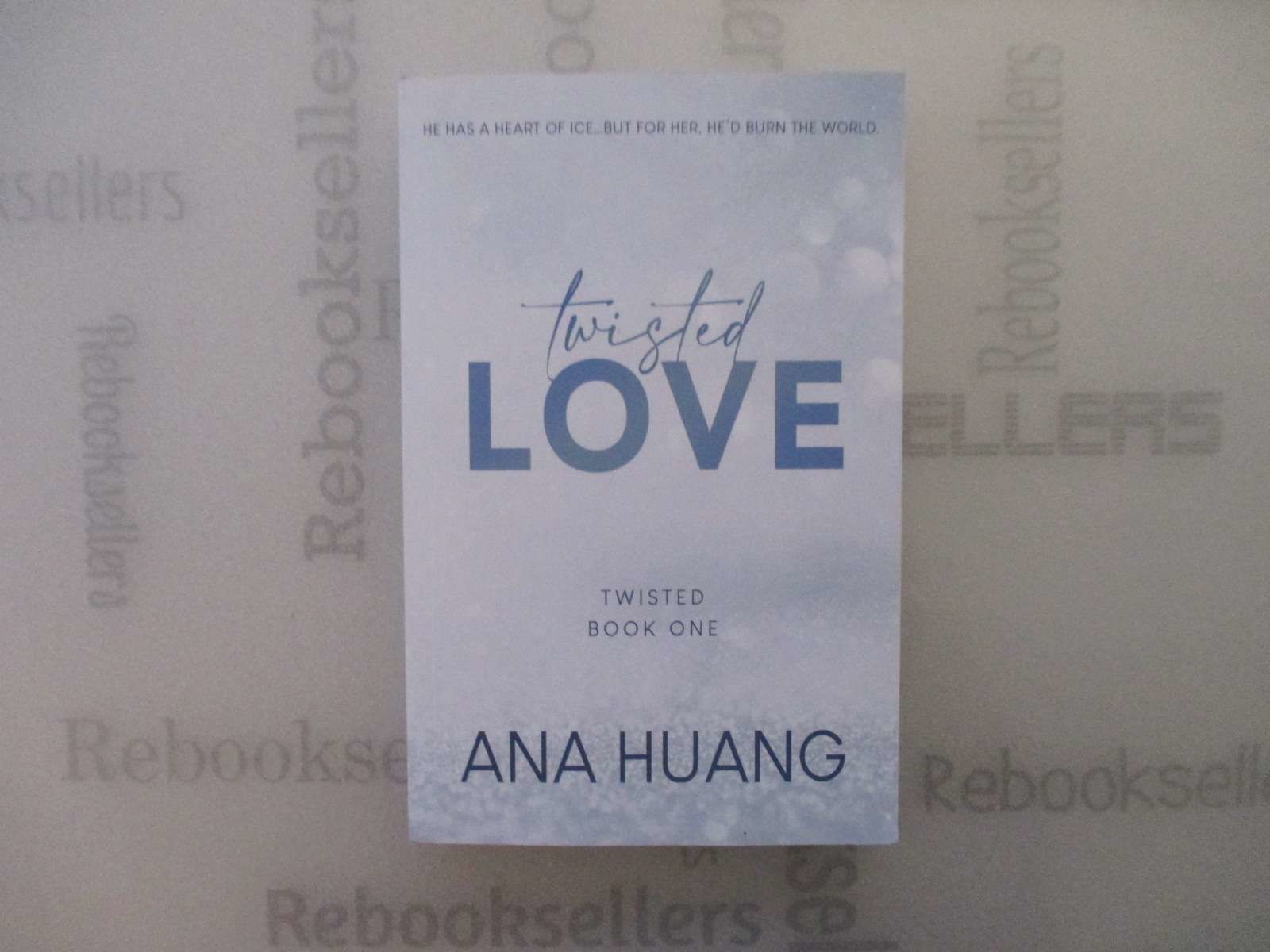 Twisted Love (Twisted, 1) by Huang, Ana | Paperback | 2022-09-27 | Bloom Books | 9781728274867 ...