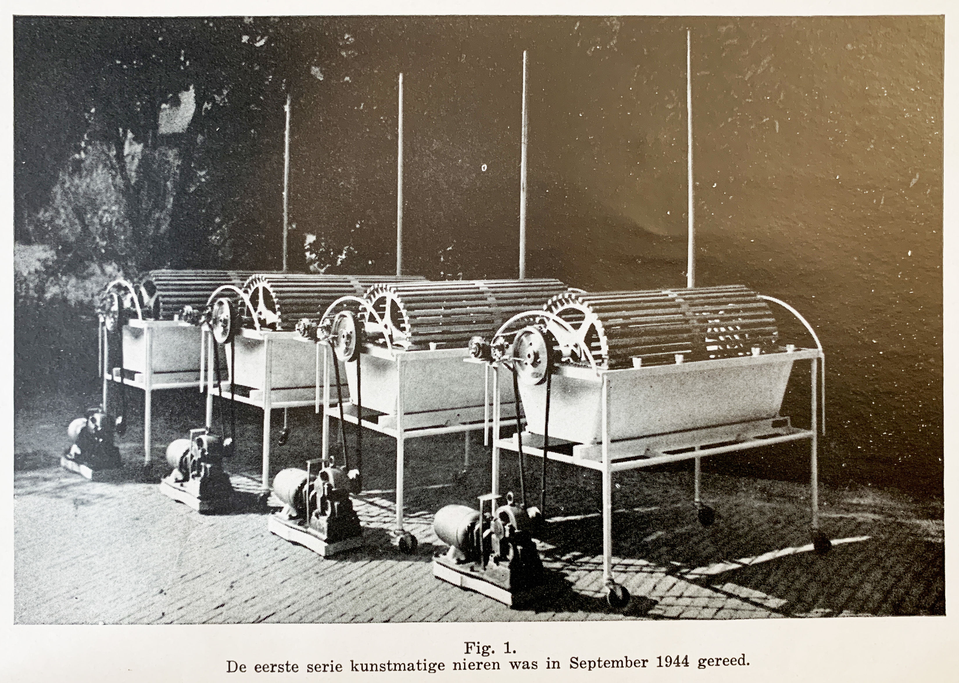 De Kunstmatige Nier. by KOLFF, Willem Johan [?Pim?] (1911-2009 ...